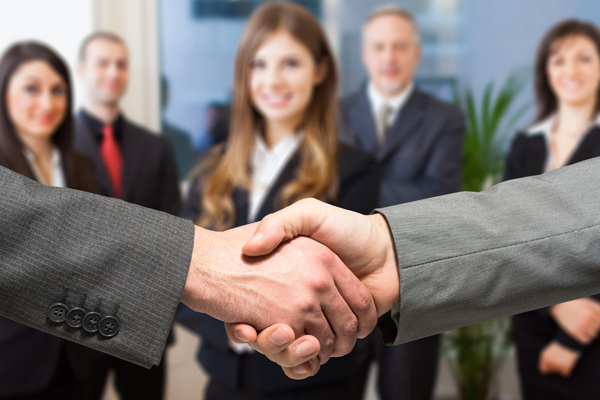 CEO's 4 top tips to make new hires feel welcome | Organisational ...