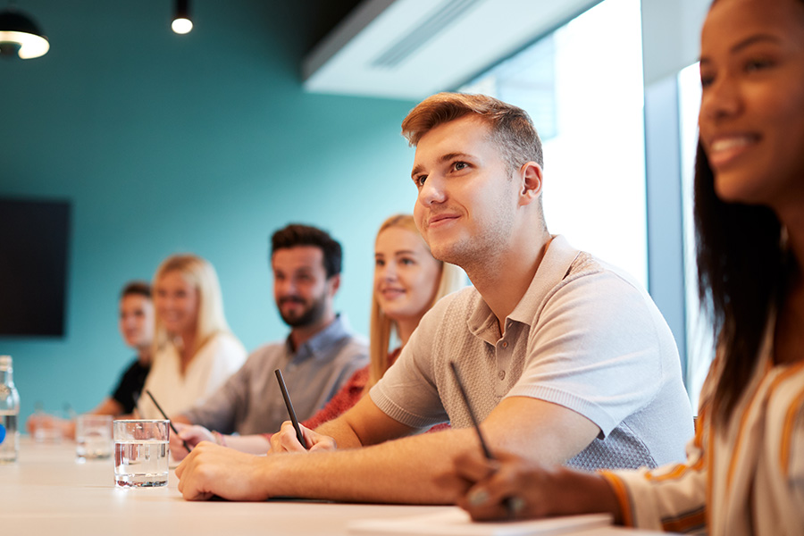 What's really happening in graduate recruitment - and AI's role ...