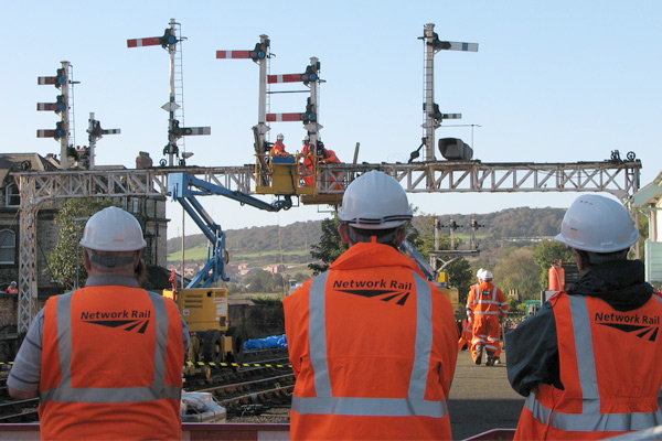 Network Rail staff use cars for work transport, trains not cost ...
