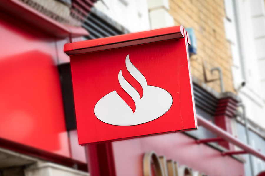 Santander job risk highlights future of banking recruitment | | HR ...