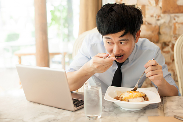 Is this the ultimate desk for a working lunch? | Culture & Behaviour ...