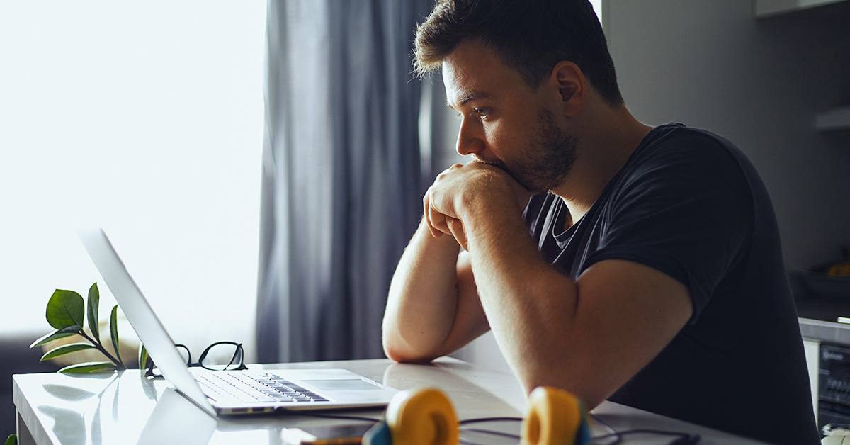 Remote staff anxious about office returns, report finds | Employee ...