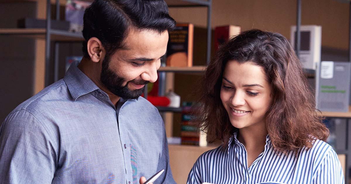 The challenge for bosses of forming friendships at work | | HR ...