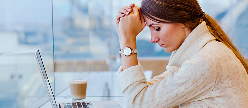 Professionals share their biggest career regrets | | HR Grapevine | News