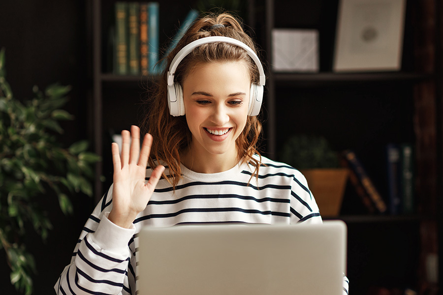 Woman's VIRAL work hack highlights poor state of WFH | Wellbeing | HR ...