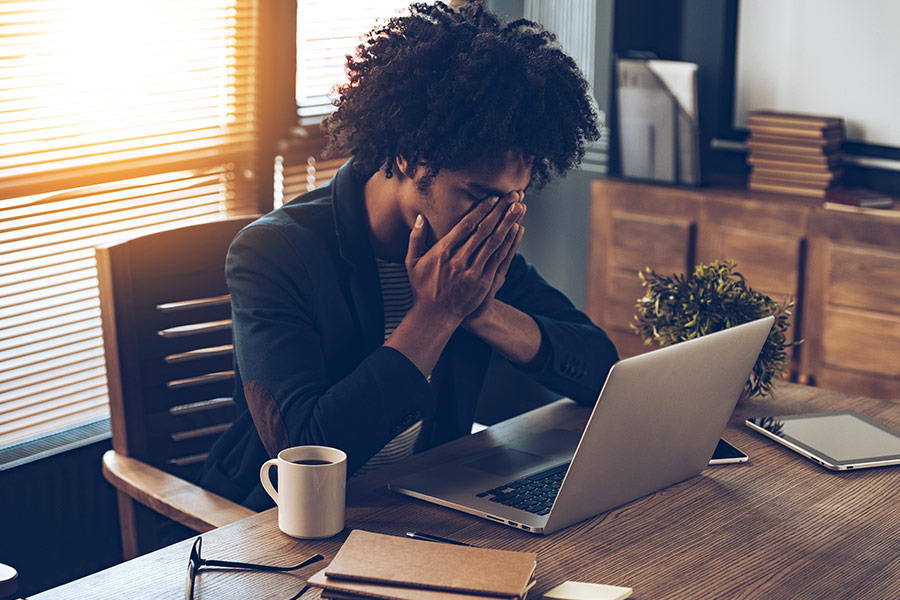 5 of the WORST office faux pas to avoid | Employee Experience | HR ...